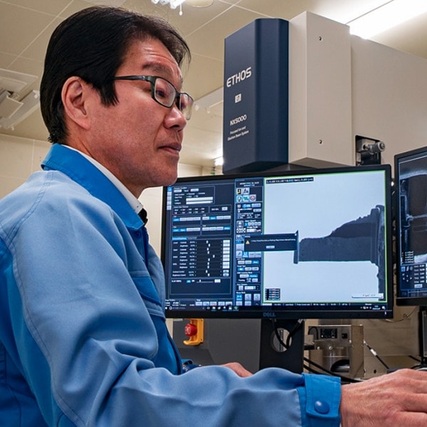 NX9000 L-Shape FIB-SEM Three-Dimensional Analytical System : SI NEWS : Hitachi High-Tech Corporation